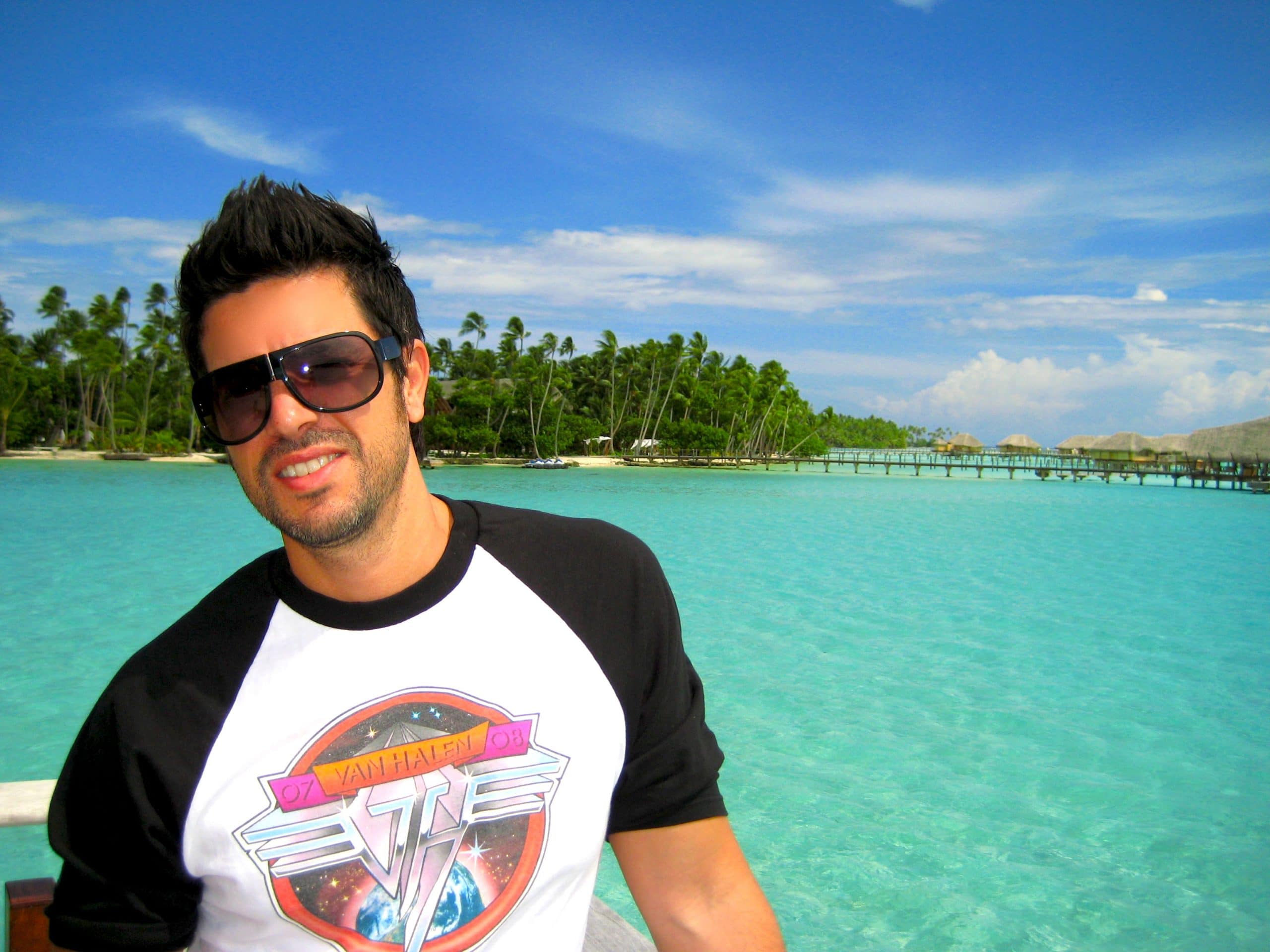 Motionographer® Durable Goods Signs Director Chris Applebaum