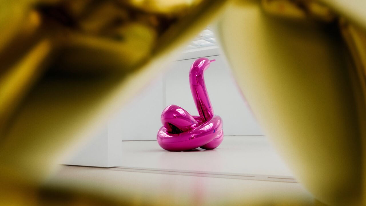 Motionographer® ManvsMachine | Squarespace x Jeff Koons